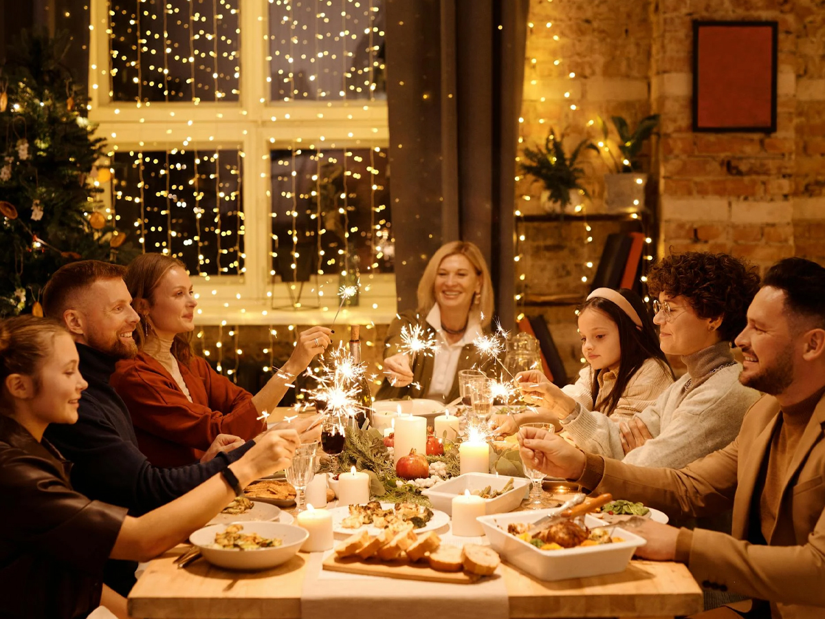 7 Fun And Exciting New Year Party Themes To Celebrate 2025