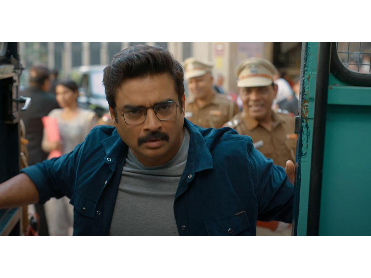 Hisaab Bararbar Review On Zee5 Starring R Madhavan Kirti Kulhari